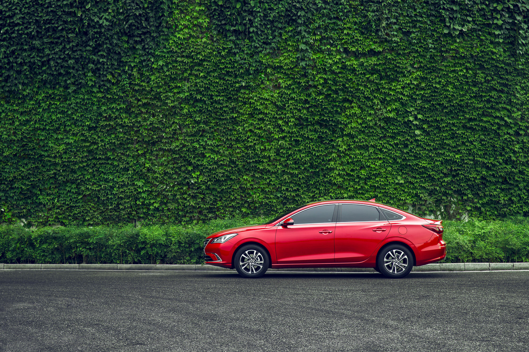 长安汽车第二代逸动