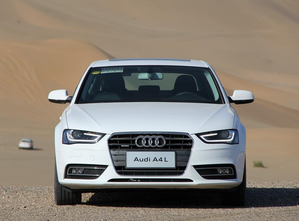 18款奥迪A4L更时尚更年轻 贺新春放大价_凤凰网汽车_凤凰网