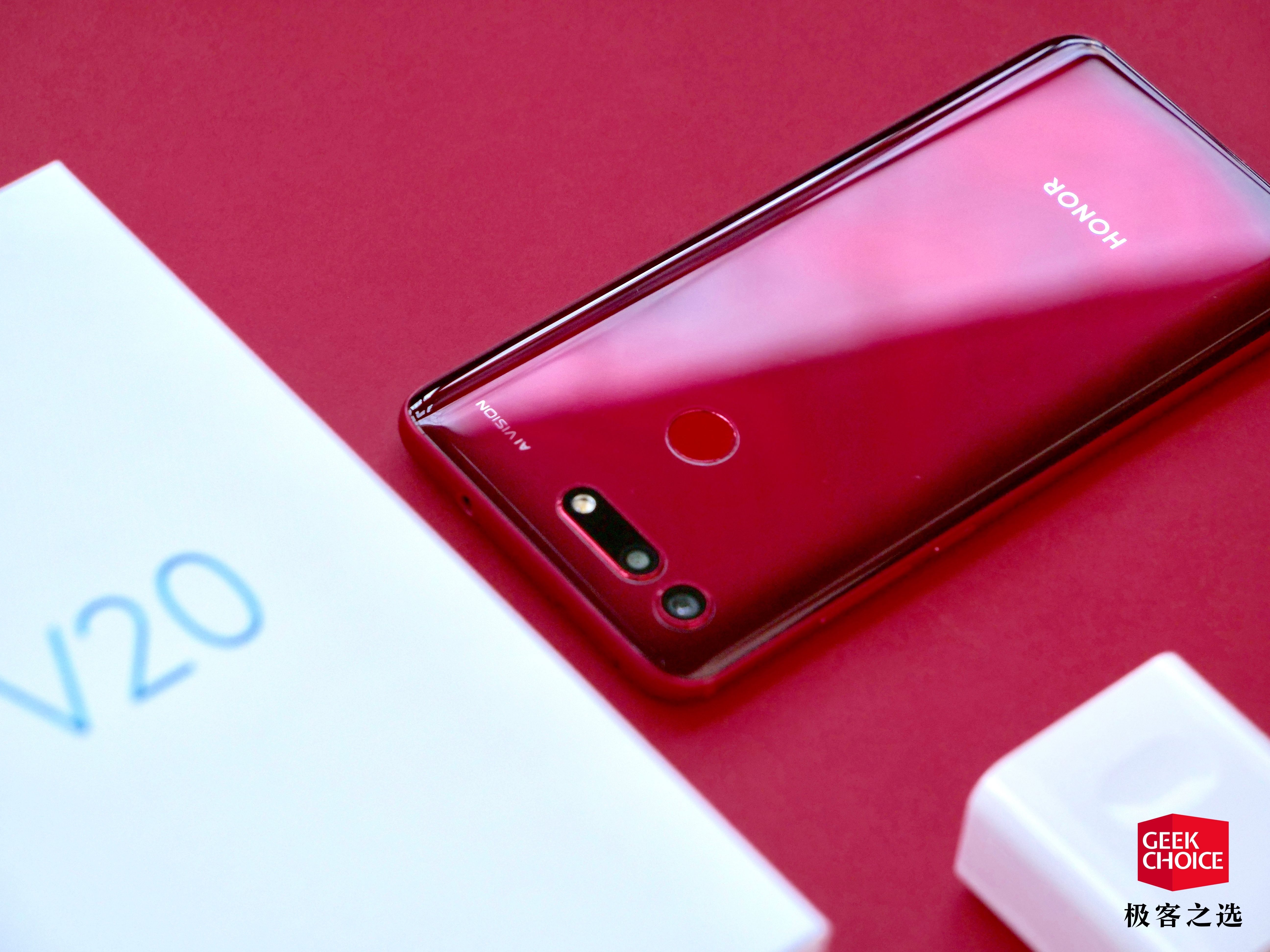 荣耀V20体验：盲孔屏+4800万像素 2999元起的高性价比_凤凰网