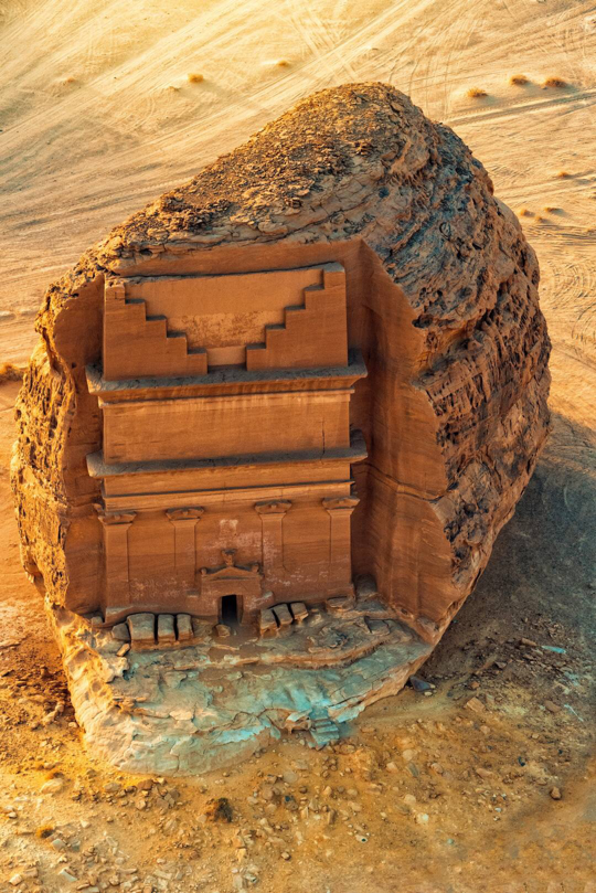 沙特之旅不再遥远 这座8000年历史的大漠古城埃尔奥拉不可错过！凤凰网