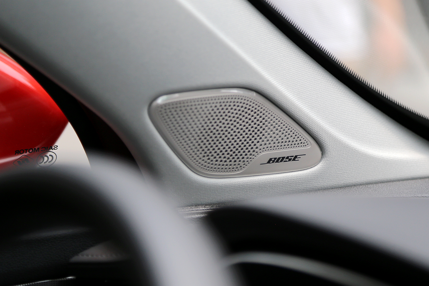 荣威RX5 MAX Bose音响解析：量车定制/效果不俗_凤凰网